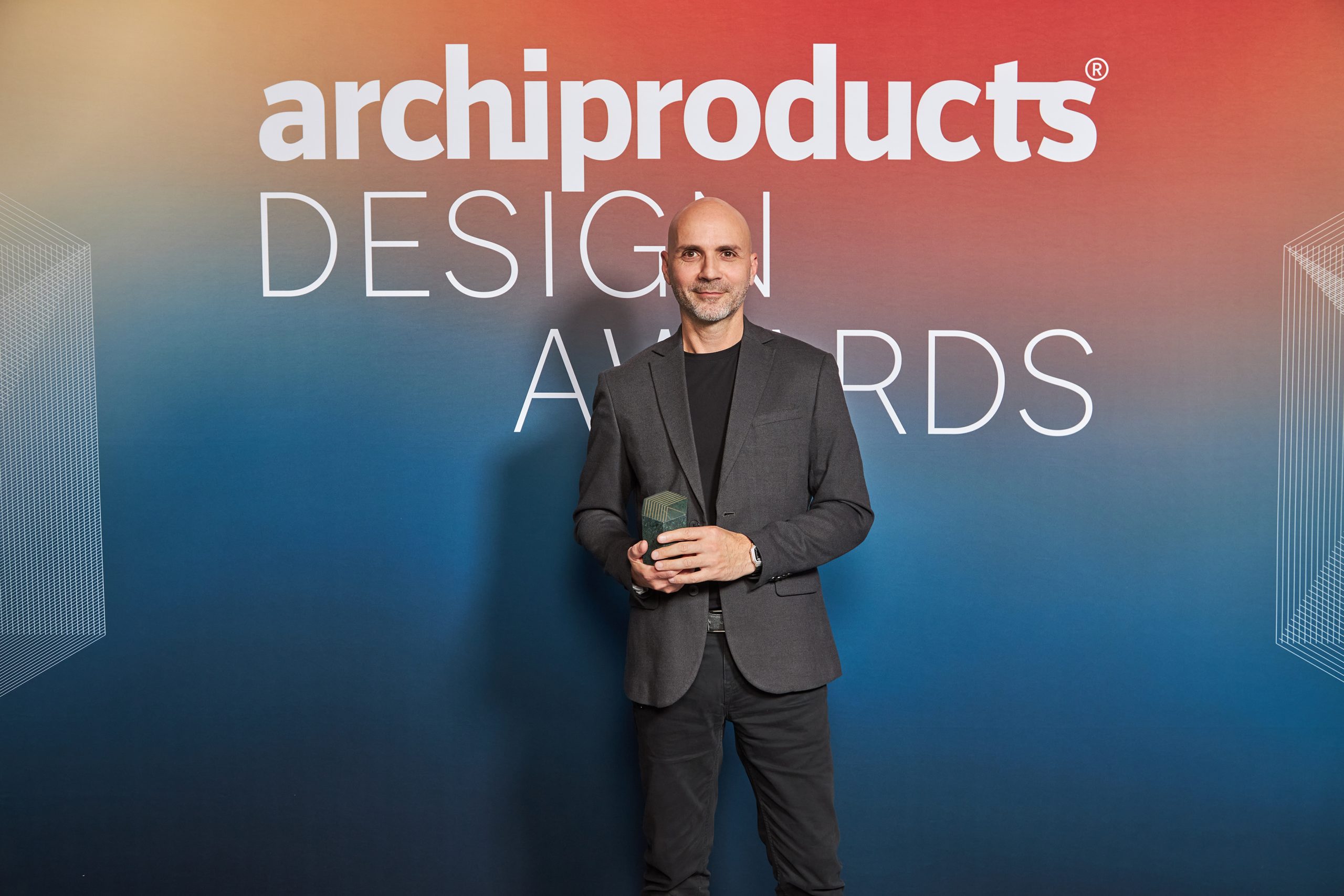 Ento premiato agli Archiproducts Design Awards 2024 - Guidafinestra