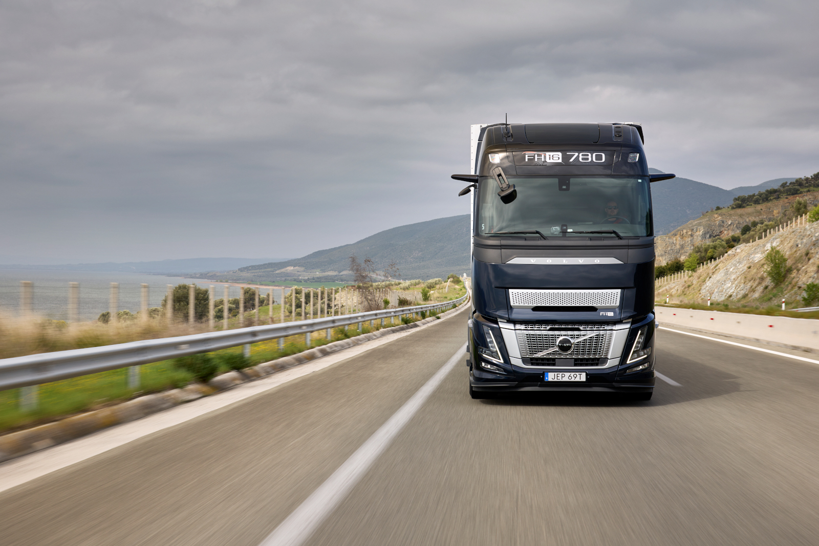 Nuovo VOLVO Aero, il più iconico degli Aero - Trucknews