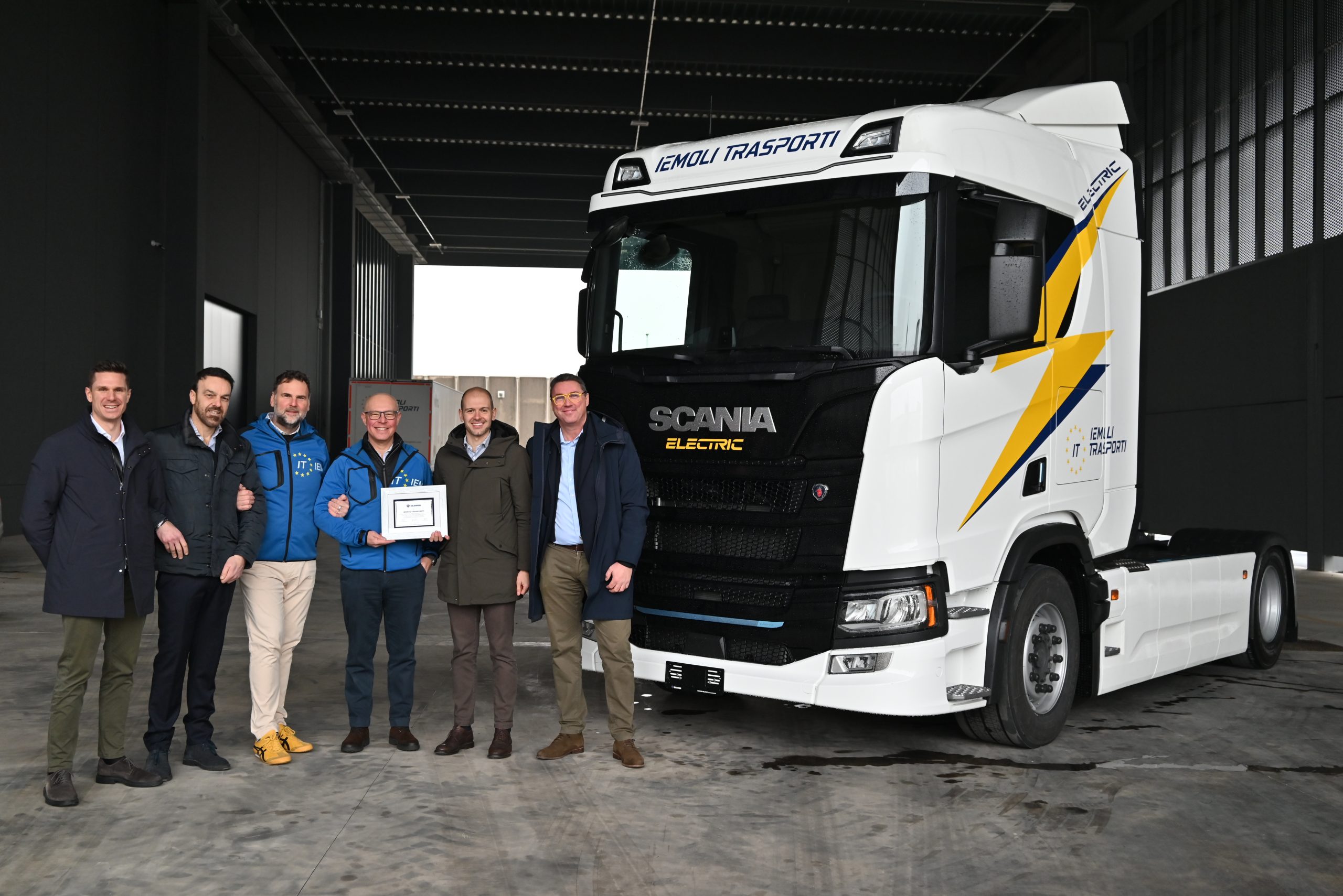 Iemoli introduce uno Scania 45 R 100% elettrico - Trucknews