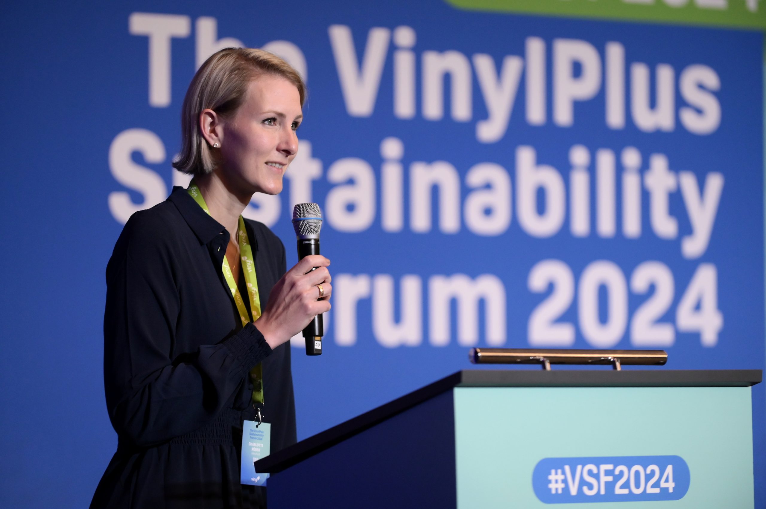 Together Towards Higher Ambitions con VinylPlus - Guidafinestra