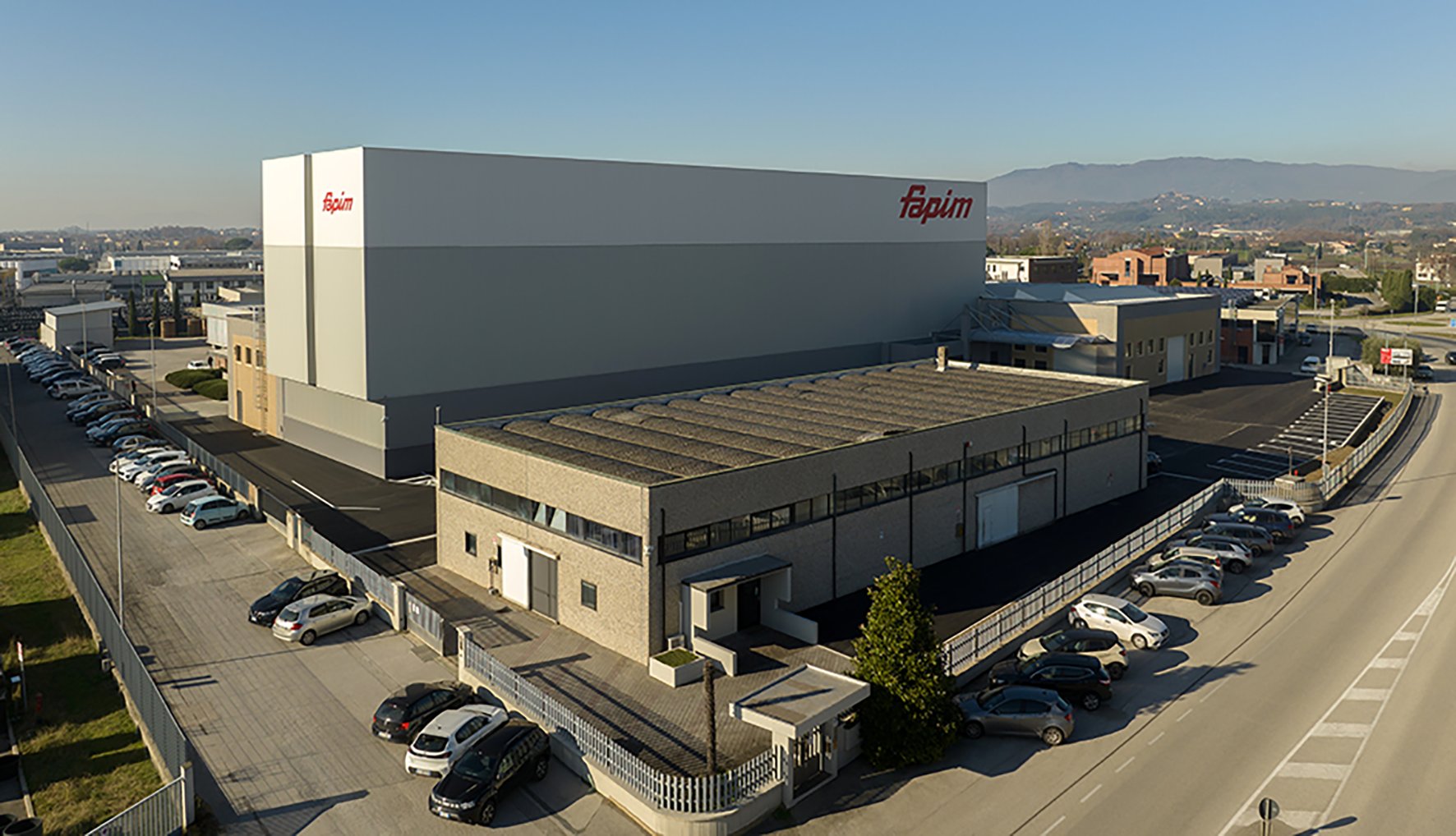 Fapim celebra 50 anni nel accessori per infissi - Guidafinestra