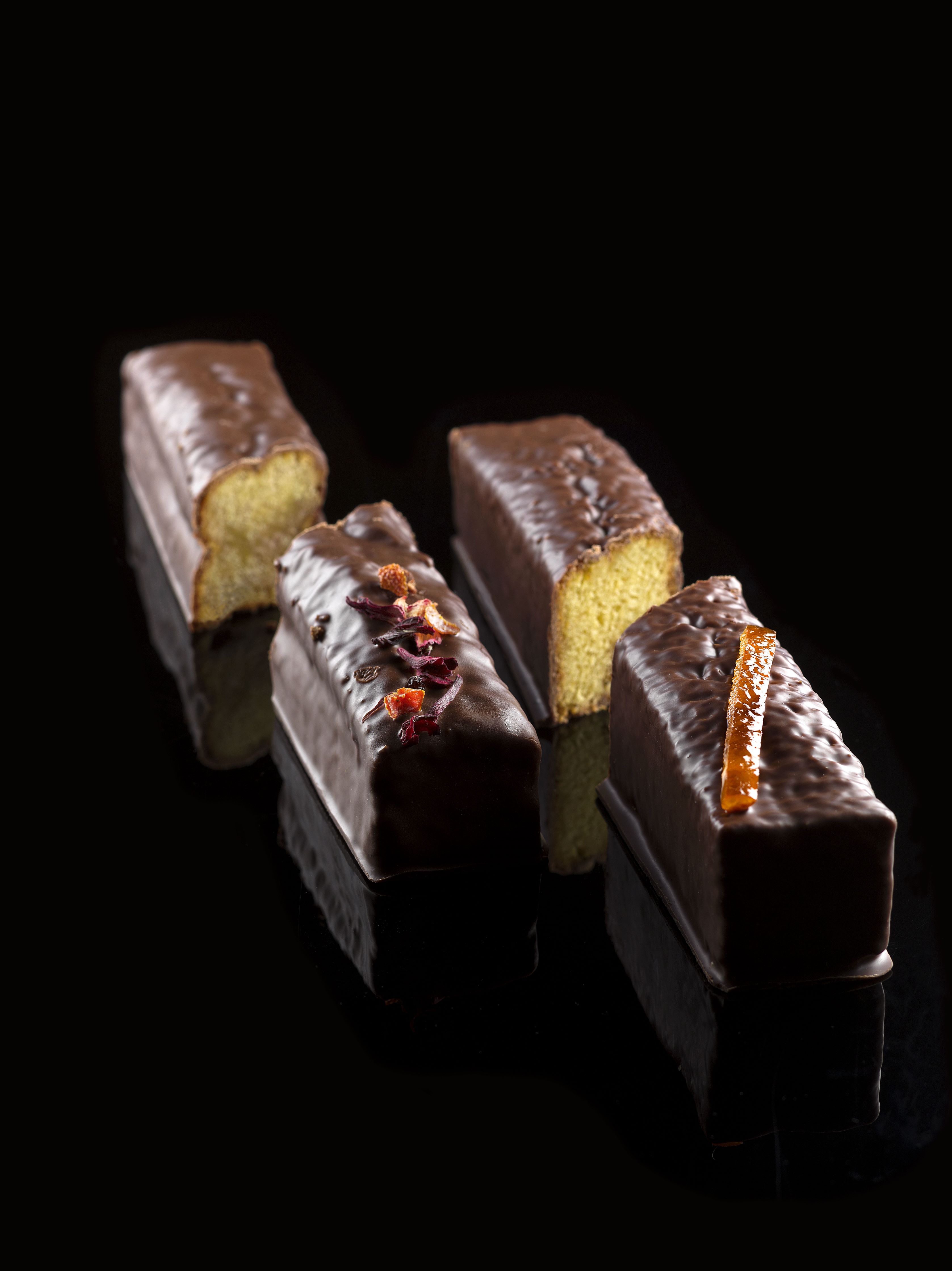 Long cake - Italian Gourmet