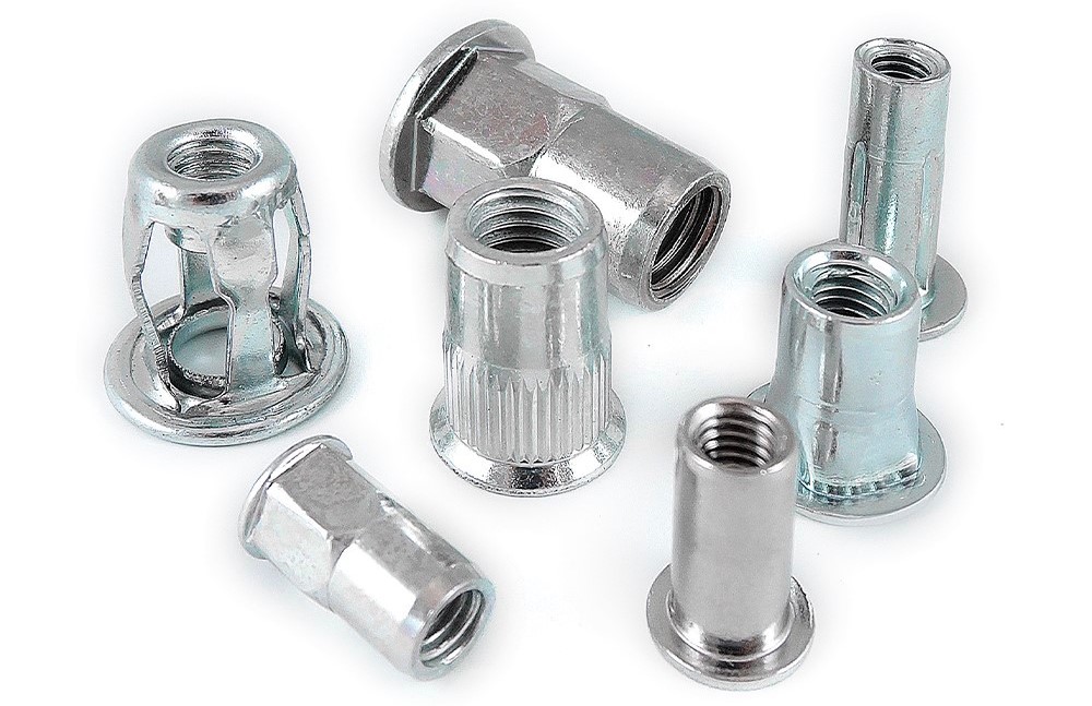 Inserti filetatti per il massimo fissaggio della lamiera